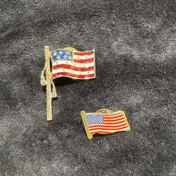 Jewelry | Vintage American Flag Pin Set | Poshmark